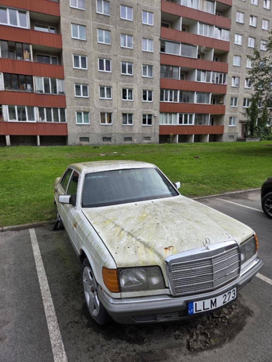 Beige Mercedes-Benz 280 1985 in Tallinn, with an engine capacity of 2.80 L and mileage of 0 thousand km for 600 €, photo 1 on AUTOMOTO.COM.LV