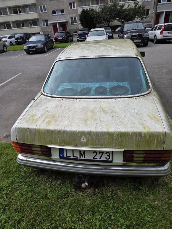 Beige Mercedes-Benz 280 1985 in Tallinn, with an engine capacity of 2.80 L and mileage of 0 thousand km for 600 €, photo 8 on AUTOMOTO.COM.LV