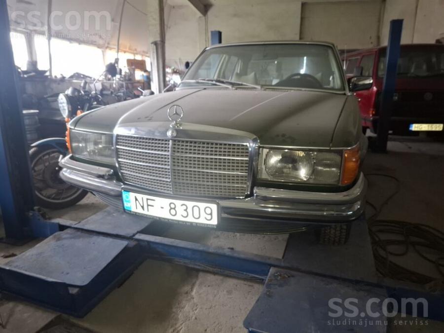 Зеленый Мерседес 280 1977 в Талси, объемом двигателя 2.80 л и пробегом 166 тыс. км за 17800 €, фото 5 на AUTOMOTO.COM.LV