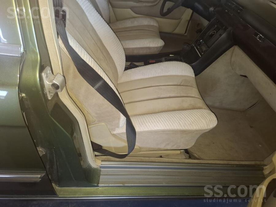 Зеленый Мерседес 280 1977 в Талси, объемом двигателя 2.80 л и пробегом 166 тыс. км за 17800 €, фото 11 на AUTOMOTO.COM.LV