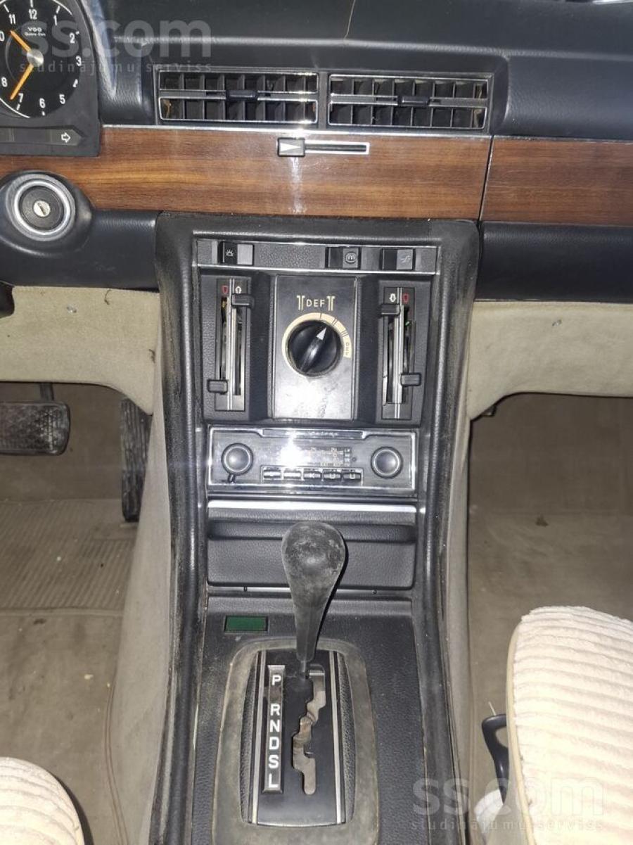 Зеленый Мерседес 280 1977 в Талси, объемом двигателя 2.80 л и пробегом 166 тыс. км за 17800 €, фото 16 на AUTOMOTO.COM.LV