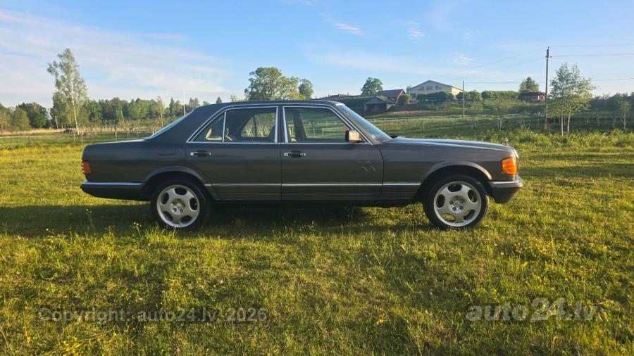 Pelēks Mercedes-Benz 280 1984 Tallina, ar dzinēja tilpumu 2.70 L un nobraukumu 280 tūkst. km par 5600 €, foto 5 vietnē AUTOMOTO.COM.LV