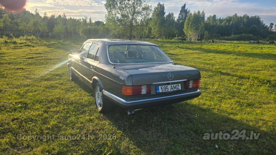 Pelēks Mercedes-Benz 280 1984 Tallina, ar dzinēja tilpumu 2.70 L un nobraukumu 280 tūkst. km par 5600 €, foto 7 vietnē AUTOMOTO.COM.LV