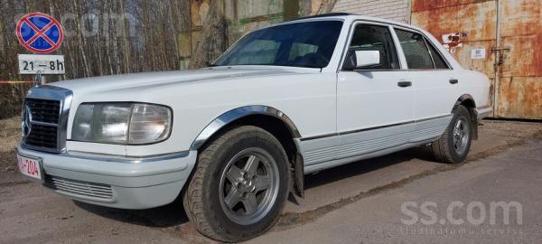 Balts Mercedes-Benz 280 1980 Šauļi, ar dzinēja tilpumu 2.60 L un nobraukumu 302 tūkst. km par 3500 €, foto 3 vietnē AUTOMOTO.COM.LV