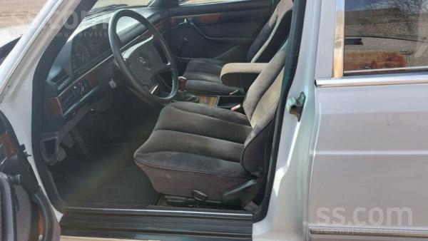 Balts Mercedes-Benz 280 1980 Šauļi, ar dzinēja tilpumu 2.60 L un nobraukumu 302 tūkst. km par 3500 €, foto 7 vietnē AUTOMOTO.COM.LV