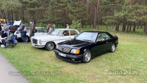 Black Mercedes-Benz 300 1989 in Riga, with an engine capacity of 3.00 L and mileage of 393 thousand km for 15000 €, photo 7 on AUTOMOTO.COM.LV