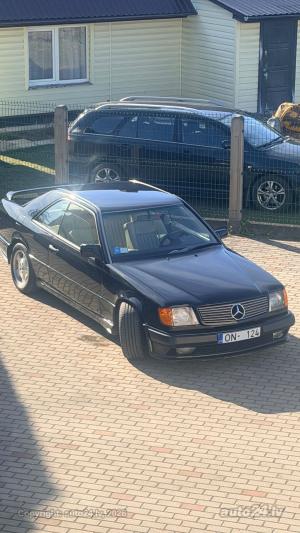 Black Mercedes-Benz 300 1989 in Riga, with an engine capacity of 3.00 L and mileage of 393 thousand km for 15000 €, photo 8 on AUTOMOTO.COM.LV