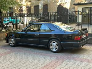 Melns Mercedes-Benz 300 1989 Rīga, ar dzinēja tilpumu 3.00 L un nobraukumu 396 tūkst. km par 11900 €, foto 3 vietnē AUTOMOTO.COM.LV