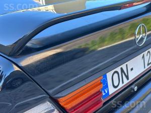Melns Mercedes-Benz 300 1989 Rīga, ar dzinēja tilpumu 3.00 L un nobraukumu 396 tūkst. km par 11900 €, foto 17 vietnē AUTOMOTO.COM.LV