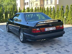Melns Mercedes-Benz 300 1989 Rīga, ar dzinēja tilpumu 3.00 L un nobraukumu 396 tūkst. km par 11900 €, foto 23 vietnē AUTOMOTO.COM.LV