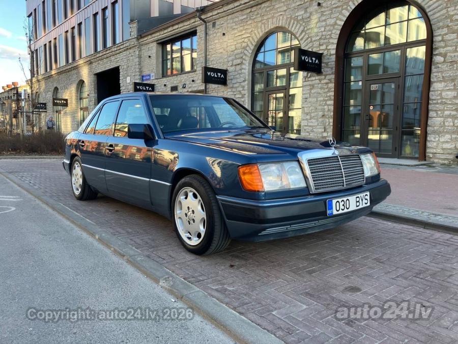 Синий Мерседес 300 1989 в Таллин, объемом двигателя 3.00 л и пробегом 310 тыс. км за 14999 €, фото 3 на AUTOMOTO.COM.LV