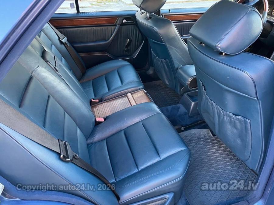 Синий Мерседес 300 1989 в Таллин, объемом двигателя 3.00 л и пробегом 310 тыс. км за 14999 €, фото 20 на AUTOMOTO.COM.LV