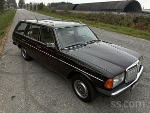 Brūns Mercedes-Benz 300 1981 Rīga, ar dzinēja tilpumu 3.00 L un nobraukumu 471 tūkst. km par 6600 €, foto  vietnē AUTOMOTO.COM.LV