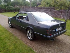 Mercedes-Benz 300 1987 Mažeikiai, ar dzinēja tilpumu 3.00 L un nobraukumu 286 tūkst. km par 5500 €, foto 4 vietnē AUTOMOTO.COM.LV