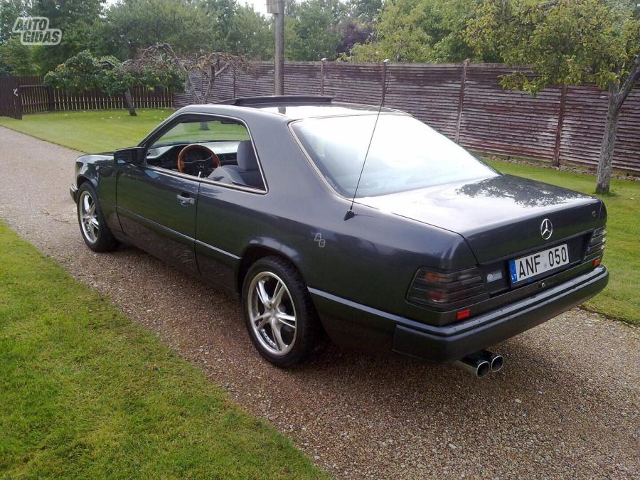 Mercedes-Benz 300 1987 Mažeikiai, ar dzinēja tilpumu 3.00 L un nobraukumu 286 tūkst. km par 5500 €, foto 4 vietnē AUTOMOTO.COM.LV