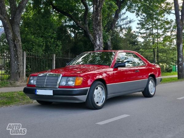 Mercedes-Benz 300 1988 in Kaunas, with an engine capacity of 3.00 L and mileage of 325 thousand km for 8500 €, photo 1 on AUTOMOTO.COM.LV