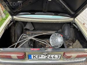 Zaļš Mercedes-Benz 300 1981 Liepāja, ar dzinēja tilpumu 3.00 L un nobraukumu 429 tūkst. km par 3000 €, foto 7 vietnē AUTOMOTO.COM.LV