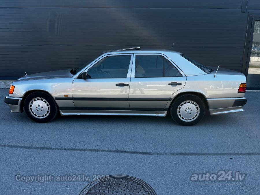 Grey Mercedes-Benz 300 1987 in Tallinn, with an engine capacity of 3.00 L and mileage of 157 thousand km for 15500 €, photo 1 on AUTOMOTO.COM.LV