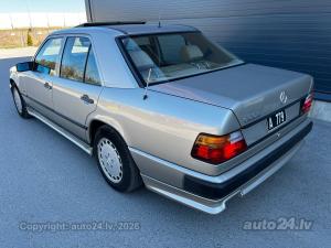 Grey Mercedes-Benz 300 1987 in Tallinn, with an engine capacity of 3.00 L and mileage of 157 thousand km for 15500 €, photo 4 on AUTOMOTO.COM.LV