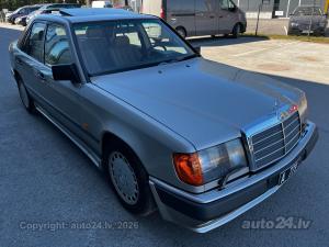 Grey Mercedes-Benz 300 1987 in Tallinn, with an engine capacity of 3.00 L and mileage of 157 thousand km for 15500 €, photo 5 on AUTOMOTO.COM.LV