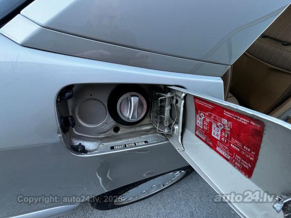 Pelēks Mercedes-Benz 300 1987 Tallina, ar dzinēja tilpumu 3.00 L un nobraukumu 157 tūkst. km par 15500 €, foto 6 vietnē AUTOMOTO.COM.LV