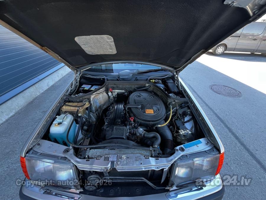 Grey Mercedes-Benz 300 1987 in Tallinn, with an engine capacity of 3.00 L and mileage of 157 thousand km for 15500 €, photo 9 on AUTOMOTO.COM.LV