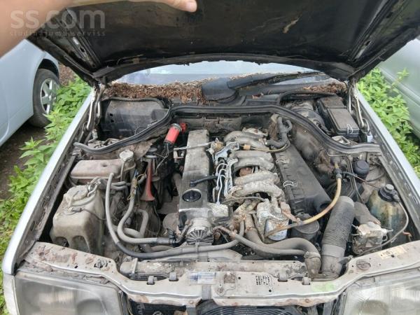 Pelēks Mercedes-Benz 300 1992 Rīga, ar dzinēja tilpumu 3.00 L un nobraukumu 402 tūkst. km par 950 €, foto 4 vietnē AUTOMOTO.COM.LV