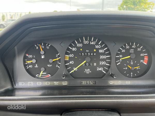 Mercedes-Benz 300 1987 Tallina, ar dzinēja tilpumu 3.00 L un nobraukumu 150 tūkst. km par 12900 €, foto 7 vietnē AUTOMOTO.COM.LV