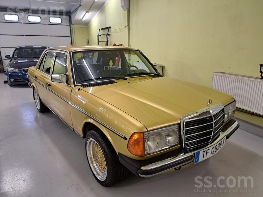 Желтый Мерседес 300 1979 в Рига, объемом двигателя 3.00 л и пробегом 54 тыс. км за 15000 €, фото 1 на AUTOMOTO.COM.LV