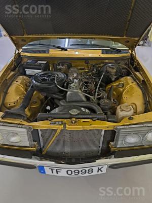 Желтый Мерседес 300 1979 в Рига, объемом двигателя 3.00 л и пробегом 54 тыс. км за 15000 €, фото 12 на AUTOMOTO.COM.LV