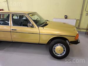 Желтый Мерседес 300 1979 в Рига, объемом двигателя 3.00 л и пробегом 54 тыс. км за 15000 €, фото 17 на AUTOMOTO.COM.LV