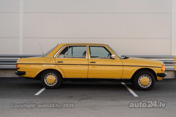 Yellow Mercedes-Benz 300 1980 in Tallinn, with an engine capacity of 3.00 L and mileage of 261 thousand km for 14500 €, photo 4 on AUTOMOTO.COM.LV