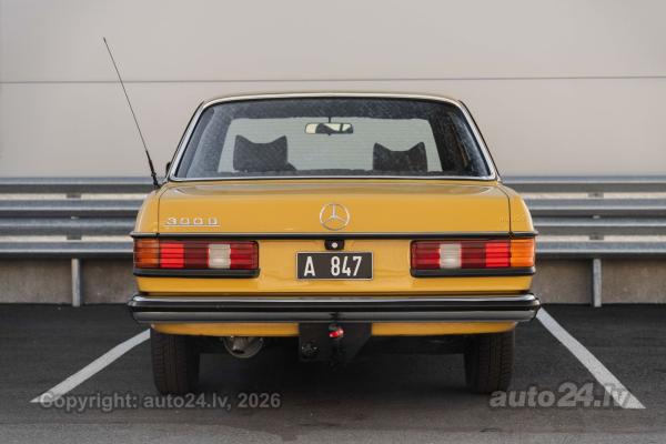 Yellow Mercedes-Benz 300 1980 in Tallinn, with an engine capacity of 3.00 L and mileage of 261 thousand km for 14500 €, photo 6 on AUTOMOTO.COM.LV