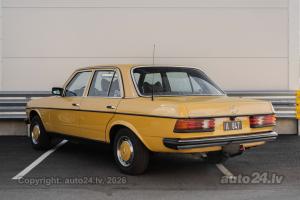 Yellow Mercedes-Benz 300 1980 in Tallinn, with an engine capacity of 3.00 L and mileage of 261 thousand km for 14500 €, photo 8 on AUTOMOTO.COM.LV