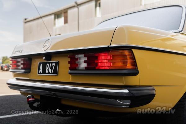 Yellow Mercedes-Benz 300 1980 in Tallinn, with an engine capacity of 3.00 L and mileage of 261 thousand km for 14500 €, photo 10 on AUTOMOTO.COM.LV