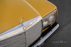 Yellow Mercedes-Benz 300 1980 in Tallinn, with an engine capacity of 3.00 L and mileage of 261 thousand km for 14500 €, photo 13 on AUTOMOTO.COM.LV