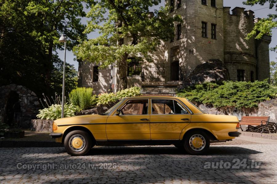 Yellow Mercedes-Benz 300 1980 in Tallinn, with an engine capacity of 3.00 L and mileage of 261 thousand km for 14500 €, photo 30 on AUTOMOTO.COM.LV