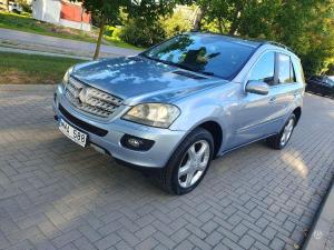 Blue Mercedes-Benz 320 2006 in Vilkaviskis, with an engine capacity of 3.00 L and mileage of 400 thousand km for 3100 €, photo 7 on AUTOMOTO.COM.LV
