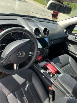 Mercedes-Benz 320 2007 in Panevezys, with an engine capacity of 3.00 L and mileage of 45 thousand km for 4000 €, photo 9 on AUTOMOTO.COM.LV