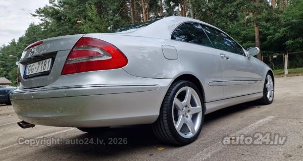 Grey Mercedes-Benz 320 2002 in Riga, with an engine capacity of 0.00 L and mileage of 300 thousand km for 3900 €, photo 3 on AUTOMOTO.COM.LV