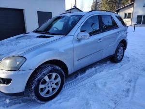 Grey Mercedes-Benz 320 2006 in Alytus, with an engine capacity of 3.00 L and mileage of 236 thousand km for 2950 €, photo  on AUTOMOTO.COM.LV