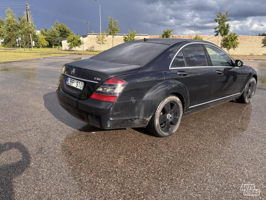 Mercedes-Benz 320 2006 Molėtai, ar dzinēja tilpumu 3.00 L un nobraukumu 401 tūkst. km par 4200 €, foto 4 vietnē AUTOMOTO.COM.LV