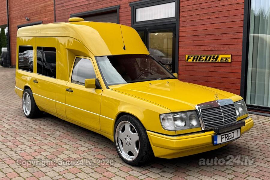 Yellow Mercedes-Benz 320 1991 in Tallinn, with an engine capacity of 3.20 L and mileage of 141 thousand km for 15000 €, photo 5 on AUTOMOTO.COM.LV
