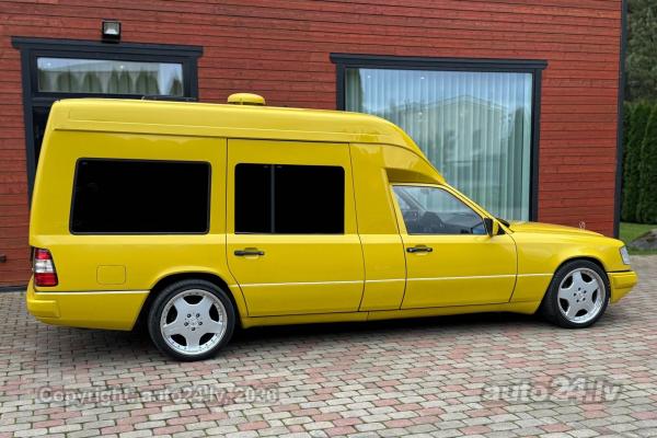 Dzeltens Mercedes-Benz 320 1991 Tallina, ar dzinēja tilpumu 3.20 L un nobraukumu 141 tūkst. km par 15000 €, foto 8 vietnē AUTOMOTO.COM.LV
