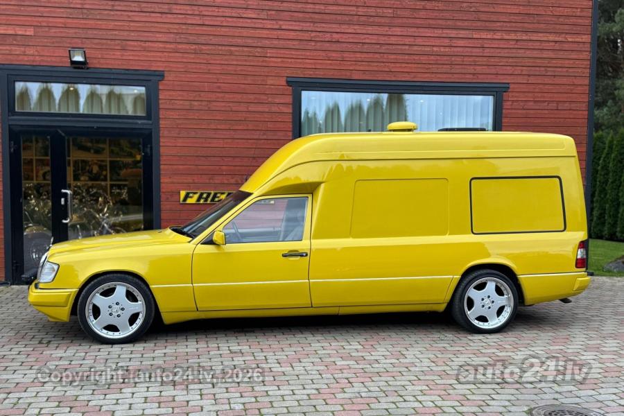 Yellow Mercedes-Benz 320 1991 in Tallinn, with an engine capacity of 3.20 L and mileage of 141 thousand km for 15000 €, photo 19 on AUTOMOTO.COM.LV