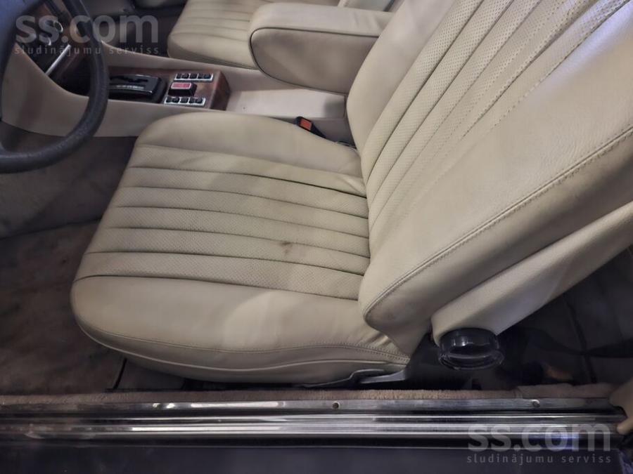 Zils Mercedes-Benz 450 1979 Talsi, ar dzinēja tilpumu 4.50 L un nobraukumu 159 tūkst. km par 25000 €, foto 8 vietnē AUTOMOTO.COM.LV