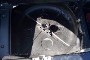 Pelēks Mercedes-Benz 450 1974 Tallina, ar dzinēja tilpumu 4.50 L un nobraukumu 103 tūkst. km par 20000 €, foto 8 vietnē AUTOMOTO.COM.LV