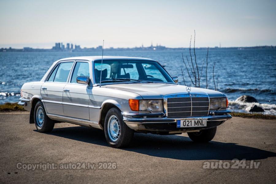Grey Mercedes-Benz 450 1974 in Tallinn, with an engine capacity of 4.50 L and mileage of 232 thousand km for 13999 €, photo 1 on AUTOMOTO.COM.LV