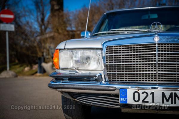 Pelēks Mercedes-Benz 450 1974 Tallina, ar dzinēja tilpumu 4.50 L un nobraukumu 232 tūkst. km par 13999 €, foto 10 vietnē AUTOMOTO.COM.LV