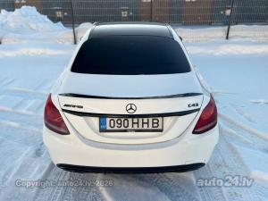White Mercedes-Benz 450 2015 in Tallinn, with an engine capacity of 3.00 L and mileage of 185 thousand km for 25990 €, photo 5 on AUTOMOTO.COM.LV